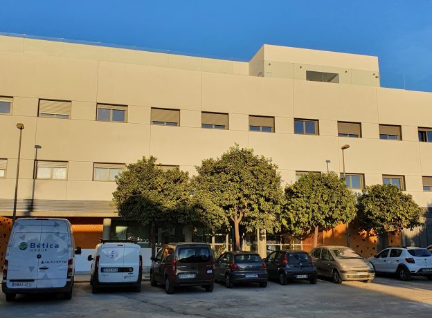 La barriada Elcano antes y después de la construcción de la residencia ...