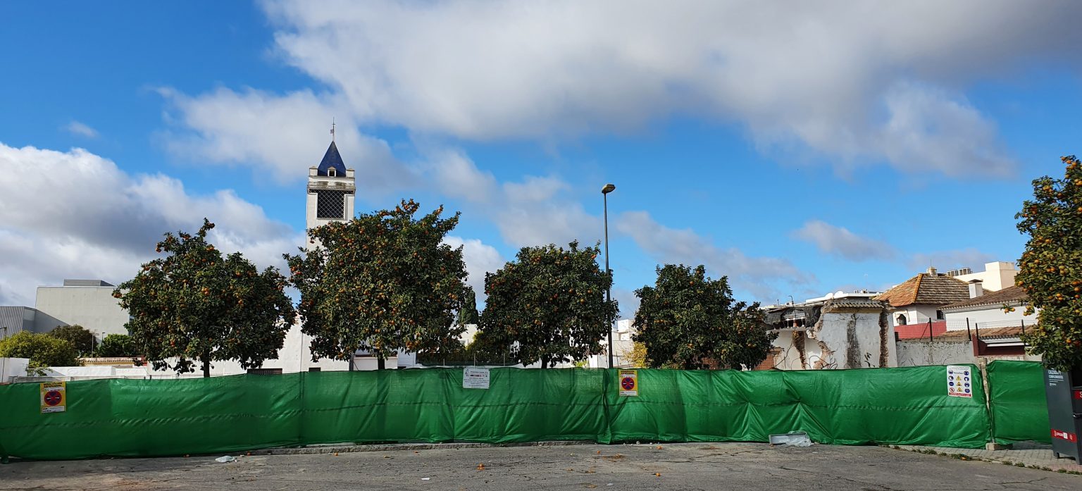 La barriada Elcano antes y después de la construcción de la residencia ...